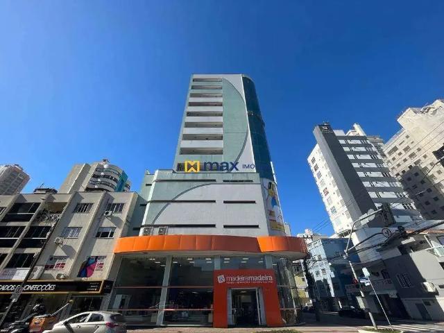 Conj. Comercial / Sala para Locação em Balneário Camboriú/SC Centro