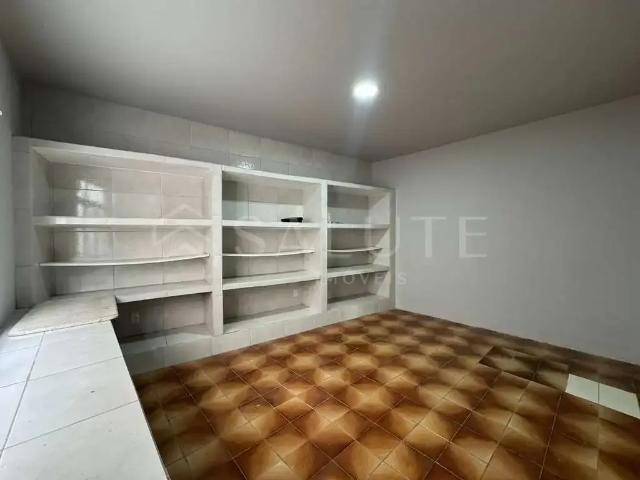Conj. Comercial / Sala para Locação em Balneário Camboriú/SC Centro