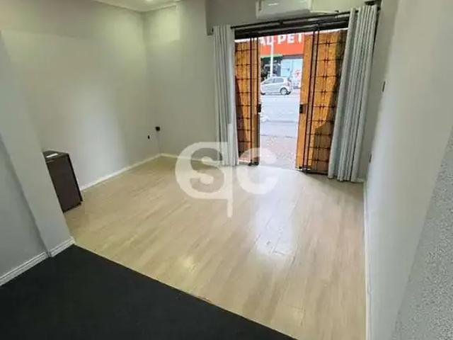 Conj. Comercial / Sala para Locação em Balneário Camboriú/SC Centro