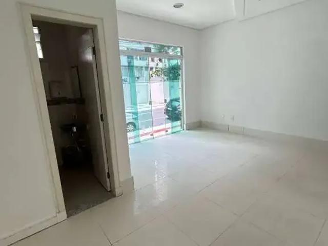 Conj. Comercial / Sala para Locação em Balneário Camboriú/SC Centro
