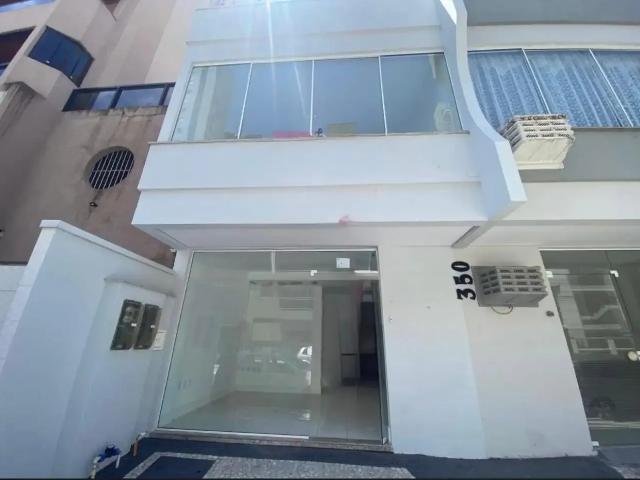 Conj. Comercial / Sala para Locação em Balneário Camboriú/SC Centro