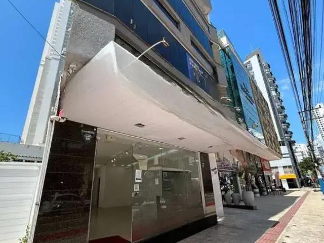 Conj. Comercial / Sala para Locação em Balneário Camboriú/SC Centro