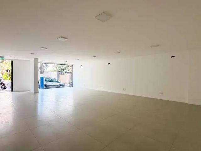 Conj. Comercial / Sala para Locação em Balneário Camboriú/SC Pioneiros
