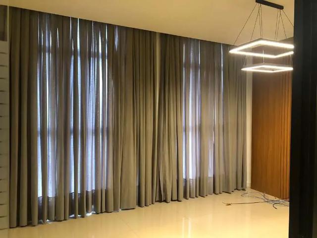 Conj. Comercial / Sala para Locação em Balneário Camboriú/SC Pioneiros