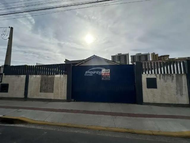 Conj. Comercial / Sala para Locação em Balneário Piçarras/SC Centro 5 Quartos