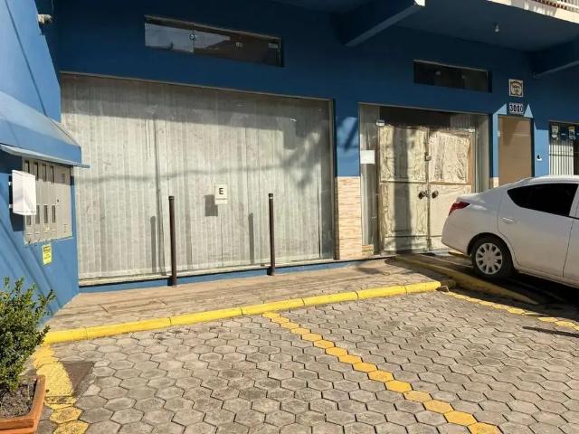 Conj. Comercial / Sala para Locação em Barra Velha/SC Itajubá