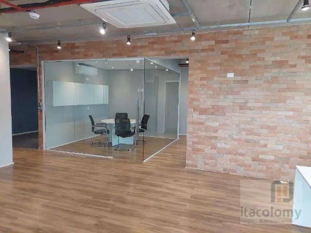 Conj. Comercial / Sala para Locação em Barueri/SP Tamboré