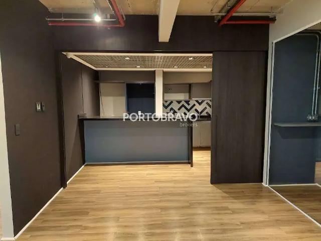 Conj. Comercial / Sala para Locação em Barueri/SP Tamboré