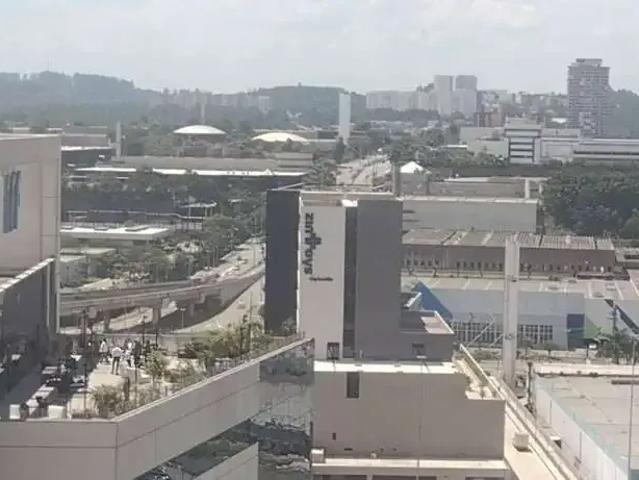 Conj. Comercial / Sala para Locação em Barueri/SP Tamboré