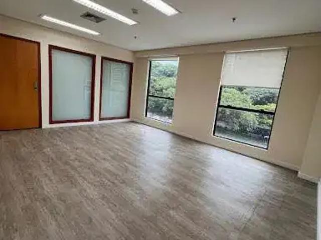 Conj. Comercial / Sala para Locação em Barueri/SP Alphaville Centro Industrial e Empresarial/Alphaville