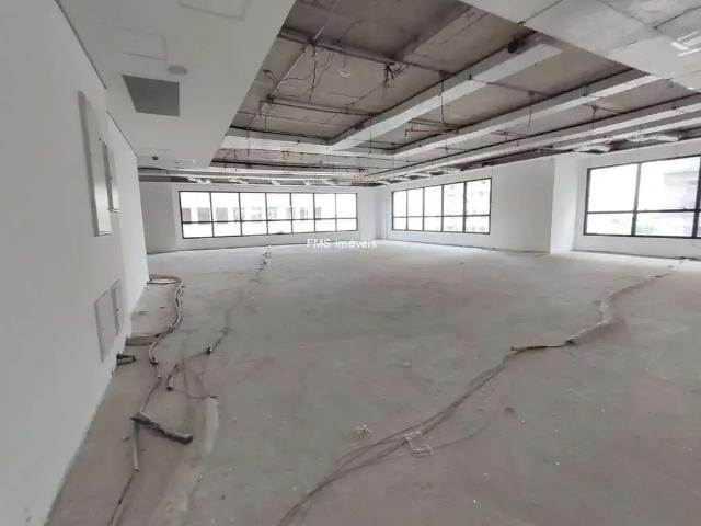 Conj. Comercial / Sala para Locação em Barueri/SP Alphaville Industrial