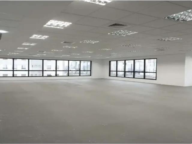 Conj. Comercial / Sala para Locação em Barueri/SP Alphaville Industrial