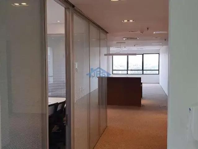 Conj. Comercial / Sala para Locação em Barueri/SP Alphaville Industrial