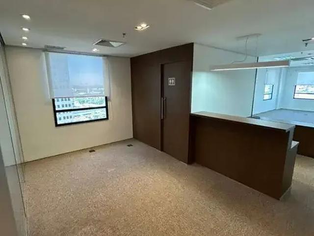 Conj. Comercial / Sala para Locação em Barueri/SP Alphaville Industrial