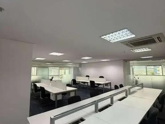 Conj. Comercial / Sala para Locação em Barueri/SP Alphaville Industrial