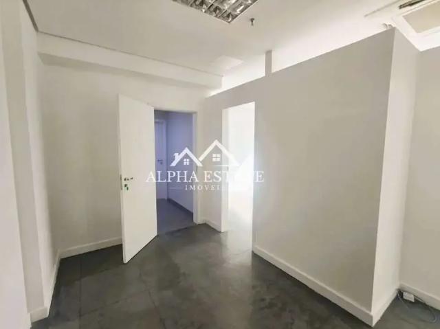Conj. Comercial / Sala para Locação em Barueri/SP Alphaville Industrial