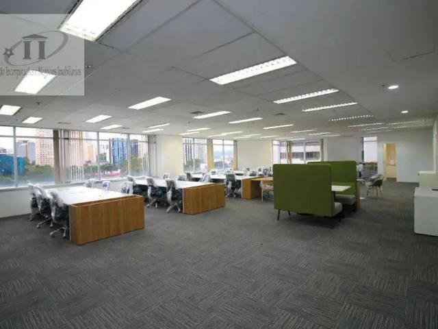 Conj. Comercial / Sala para Locação em Barueri/SP Alphaville Industrial