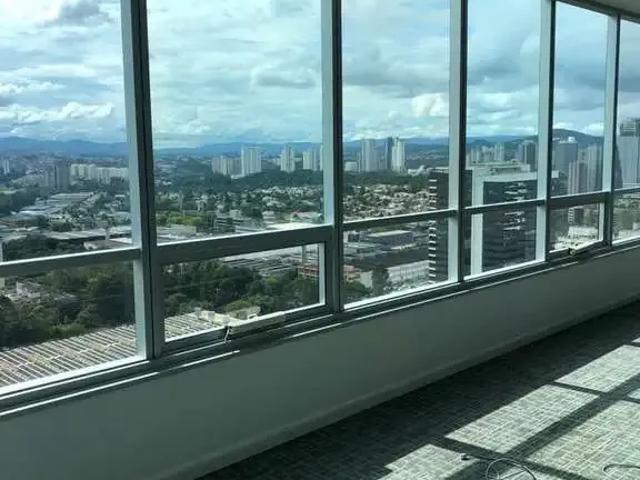 Conj. Comercial / Sala para Locação em Barueri/SP Alphaville Industrial