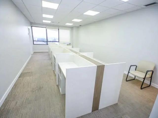 Conj. Comercial / Sala para Locação em Barueri/SP Alphaville Industrial