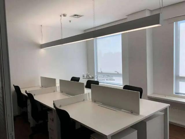 Conj. Comercial / Sala para Locação em Barueri/SP Alphaville Industrial