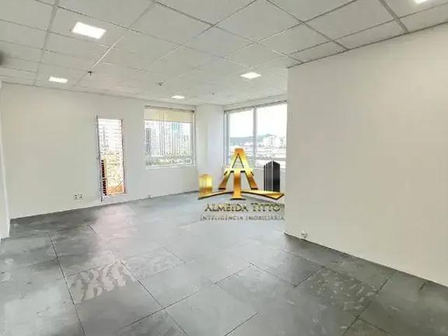 Conj. Comercial / Sala para Locação em Barueri/SP Alphaville