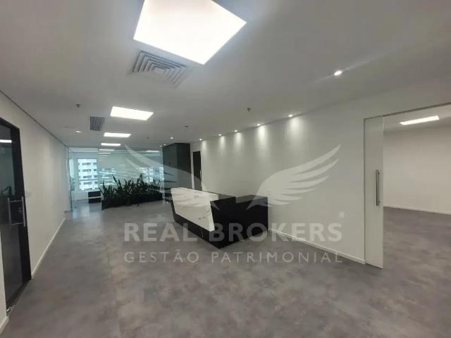 Conj. Comercial / Sala para Locação em Barueri/SP Alphaville
