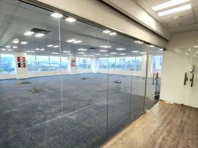 Conj. Comercial / Sala para Locação em Barueri/SP Alphaville
