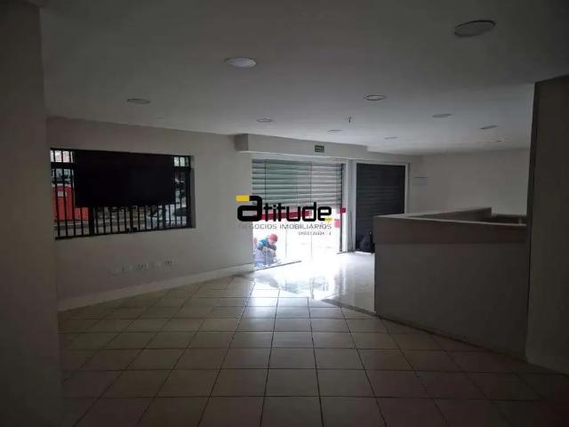Conj. Comercial / Sala para Locação em Barueri/SP Centro