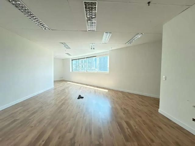 Conj. Comercial / Sala para Locação em Barueri/SP Dezoito do Forte Empresarial/Alphaville