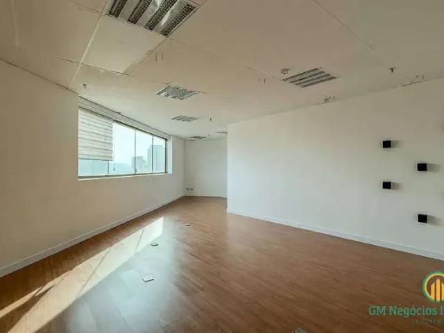 Conj. Comercial / Sala para Locação em Barueri/SP Dezoito do Forte Empresarial/Alphaville