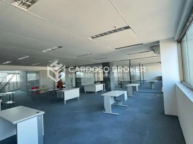 Conj. Comercial / Sala para Locação em Barueri/SP Dezoito do Forte Empresarial/Alphaville