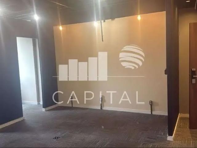 Conj. Comercial / Sala para Locação em Barueri/SP Empresarial 18 do Forte