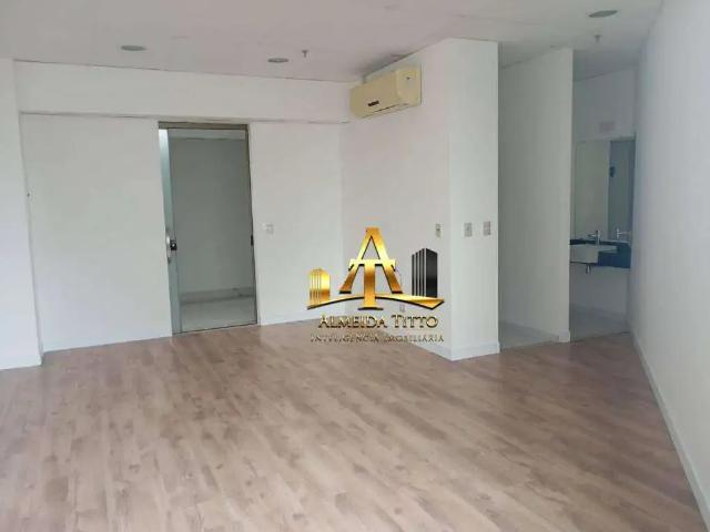Conj. Comercial / Sala para Locação em Barueri/SP Empresarial 18 do Forte