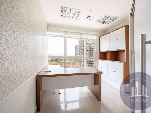 Conj. Comercial / Sala para Locação em Barueri/SP Sítio Tamboré Alphaville