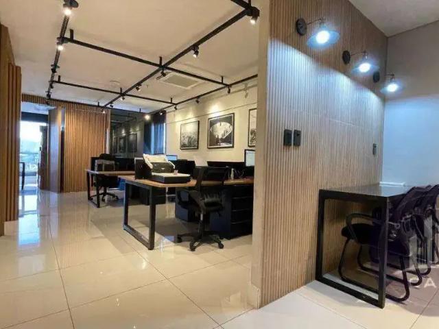 Conj. Comercial / Sala para Locação em Barueri/SP Sítio Tamboré Alphaville