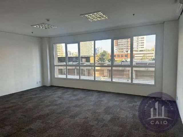 Conj. Comercial / Sala para Locação em Barueri/SP Sítio Tamboré Alphaville