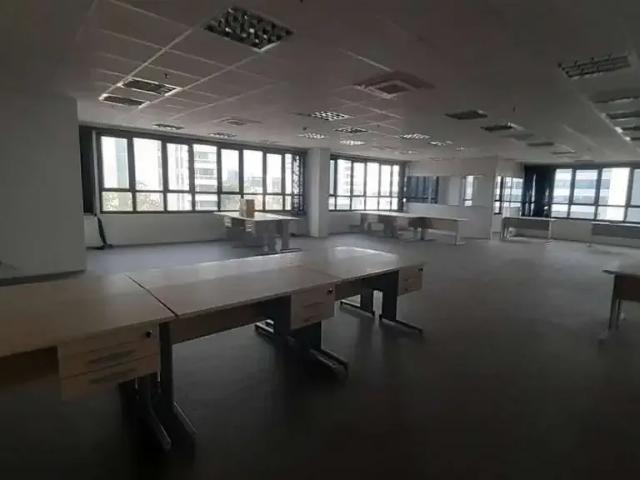 Conj. Comercial / Sala para Locação em Barueri/SP Sítio Tamboré Alphaville