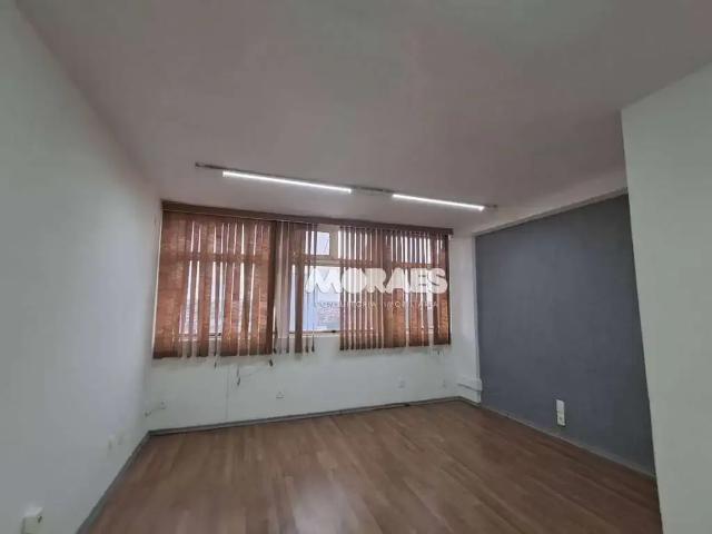 Conj. Comercial / Sala para Locação em Bauru/SP Centro