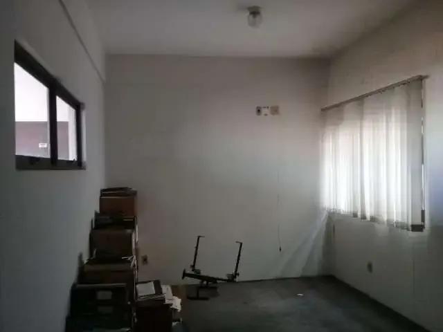 Conj. Comercial / Sala para Locação em Bauru/SP Centro
