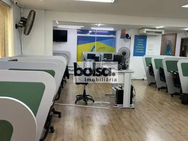 Conj. Comercial / Sala para Locação em Bauru/SP Centro