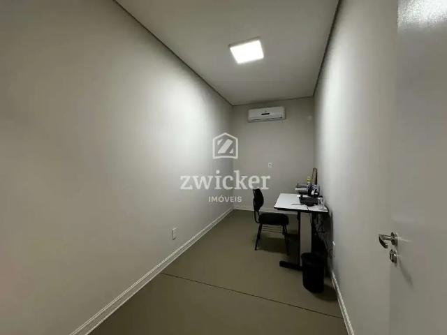 Conj. Comercial / Sala para Locação em Bauru/SP Jardim América