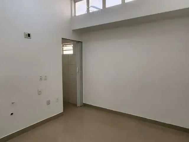 Conj. Comercial / Sala para Locação em Bauru/SP Vila Guedes de Azevedo 1 Quartos