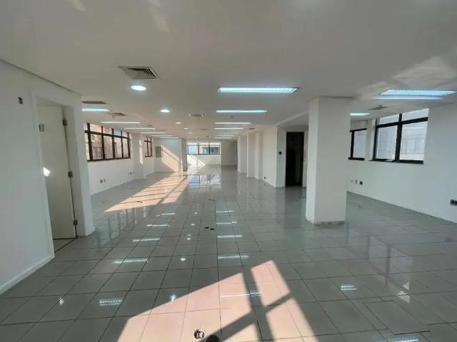Conj. Comercial / Sala para Locação em Belo Horizonte/MG Funcionários