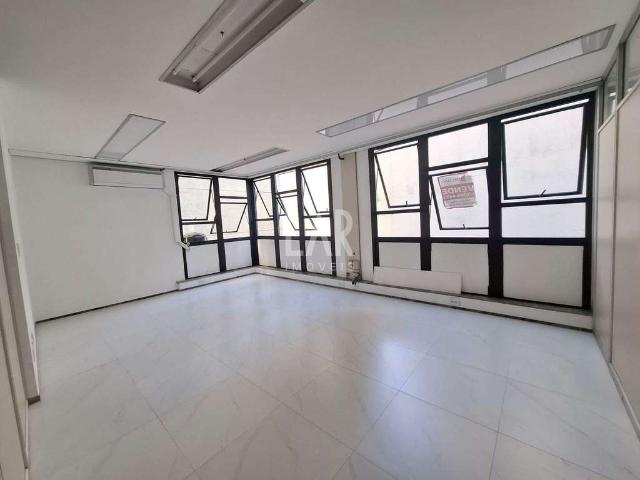 Conj. Comercial / Sala para Locação em Belo Horizonte/MG Santa Efigênia