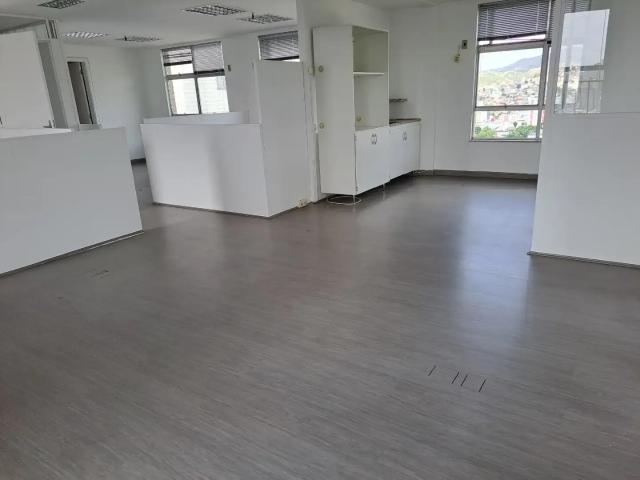 Conj. Comercial / Sala para Locação em Belo Horizonte/MG Santa Efigênia