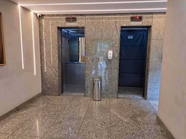 Conj. Comercial / Sala para Locação em Belo Horizonte/MG Santa Efigênia