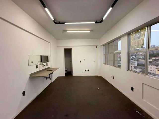 Conj. Comercial / Sala para Locação em Belo Horizonte/MG Santa Efigênia