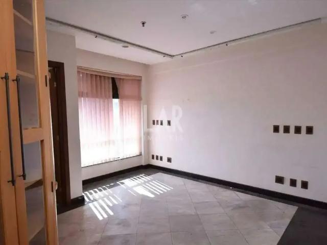 Conj. Comercial / Sala para Locação em Belo Horizonte/MG Santa Efigênia