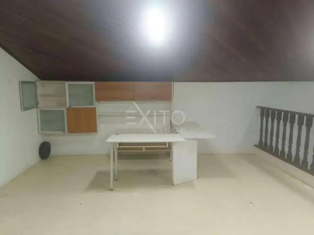 Conj. Comercial / Sala para Locação em Bertioga/SP Centro
