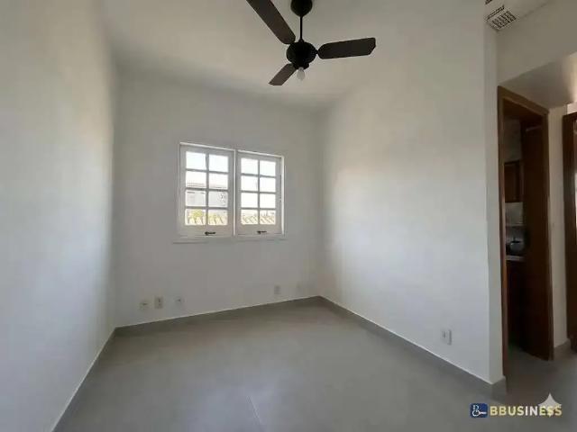 Conj. Comercial / Sala para Locação em Bertioga/SP Centro